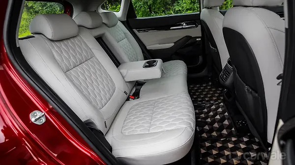 Kia Seltos HTX Plus 1.5 Diesel First Drive Review - CarWale