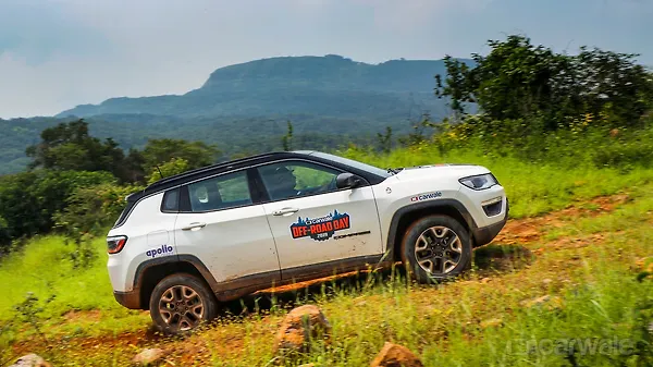 CarWale Off-Road Day 2019 - Jeep Compass Trailhawk - CarWale