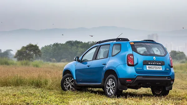 Renault Duster AWD First Drive Review - CarWale