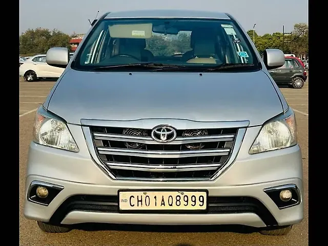 Used 2012 Toyota Innova [2005-2009] 2.5 G4 7 STR for sale in Chandigarh ...