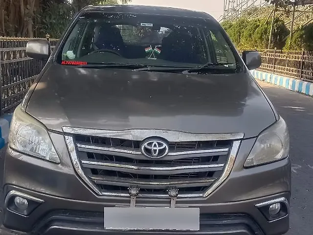 Used 2014 Toyota Innova [2013-2014] 2.5 EV PS 8 STR BS-IV for sale in ...