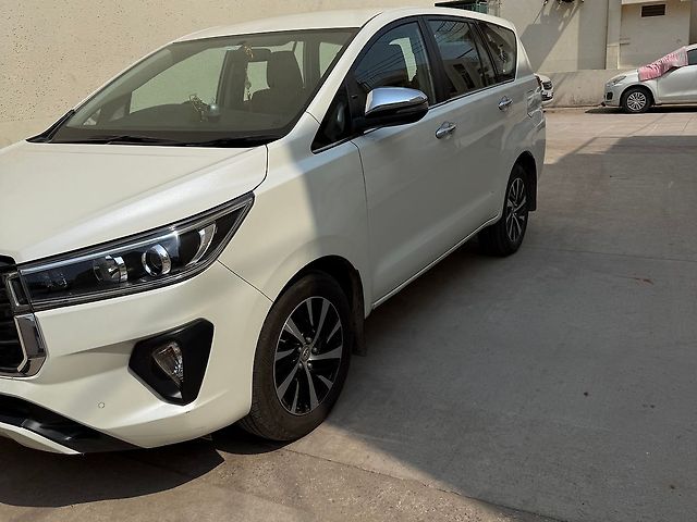 Used 2022 Toyota Innova Crysta [2020-2023] GX 2.4 AT 8 STR for sale in ...