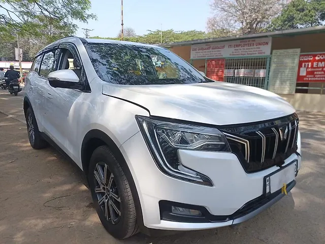 Used 2025 Mahindra Old Generation XUV700 AX7 Luxury Pack AWD Diesel 2 ...