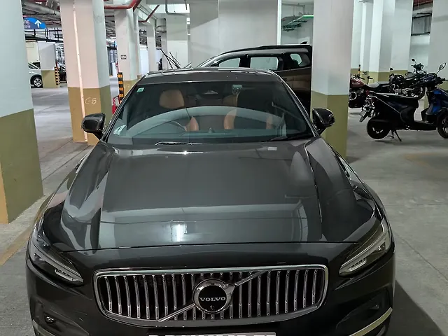 Used 2024 Volvo S90 B5 Ultimate for sale in Bangalore at Rs.62,00,000 - CarWale