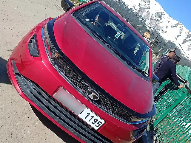 Used 2021 Tata Altroz XM Petrol [2021-2022] for sale in Srinagar at Rs ...