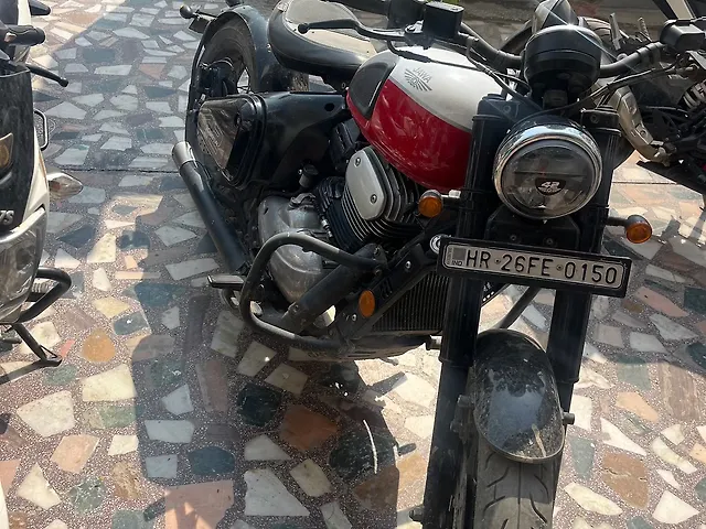 Used 2023 Jawa 42 Bobber Jasper Red (Dual Tone) for sale in Delhi at Rs ...