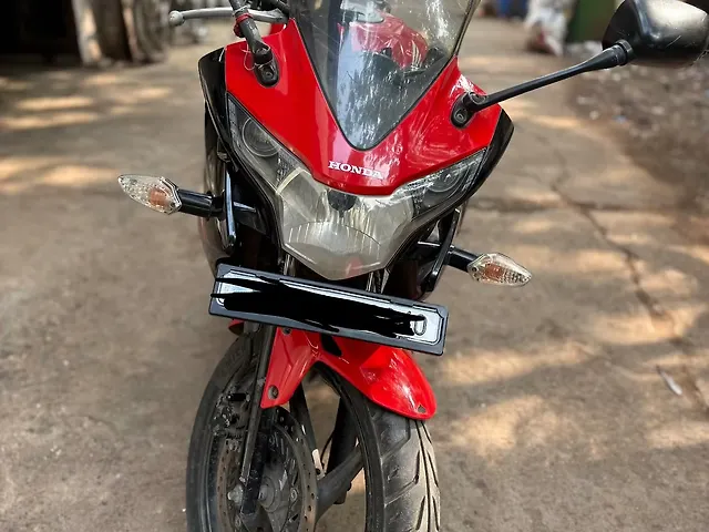 Used 2016 Honda CBR150 R Deluxe for sale in Mumbai at Rs.75,000 - BikeWale