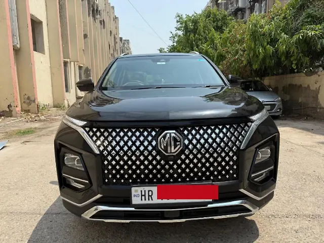 Used 2024 MG Hector Plus Savvy Pro 1.5 Turbo Petrol CVT 7 STR for sale ...