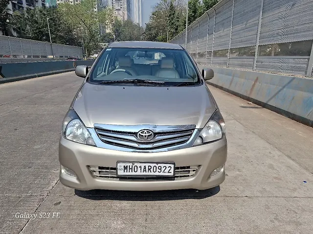 Used 2010 Toyota Innova [2012-2013] 2.5 G 8 STR BS-III for sale in ...