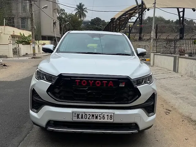 Used 2025 Toyota Innova Hycross ZX (O) Hybrid (Electric + Petrol ...