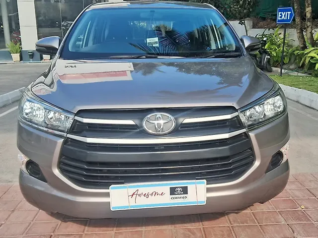Used 2019 Toyota Innova Crysta [2016-2020] 2.4 G 8 STR for sale in ...