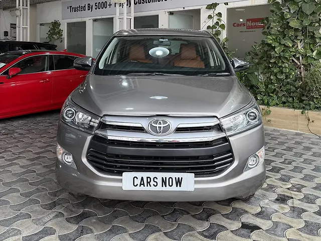 Used 2020 Toyota Innova Crysta [2016-2020] 2.4 VX 8 STR [2016-2020] for ...
