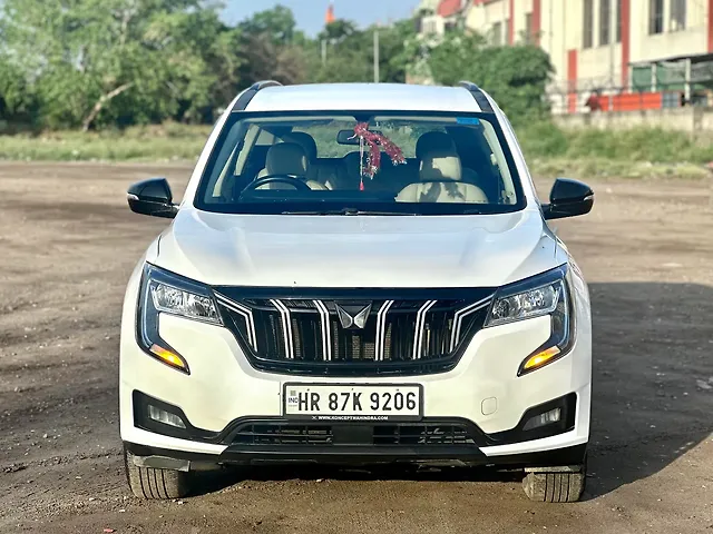 Used 2023 Mahindra Old Generation XUV700 MX Petrol MT 5 STR [2021] for ...