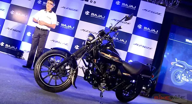 Bajaj Avenger 150 Street First Look Review - BikeWale