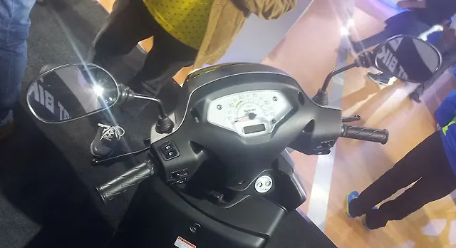 Suzuki Access 125 First Look Review - BikeWale