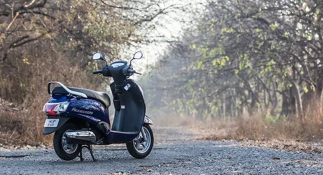 2016 Suzuki Access 125 First Ride Review - BikeWale