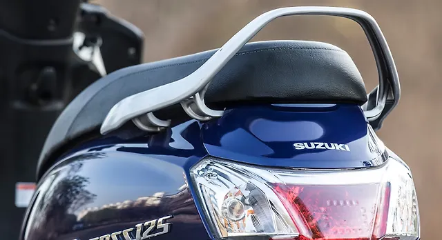 2016 Suzuki Access 125 First Ride Review - BikeWale