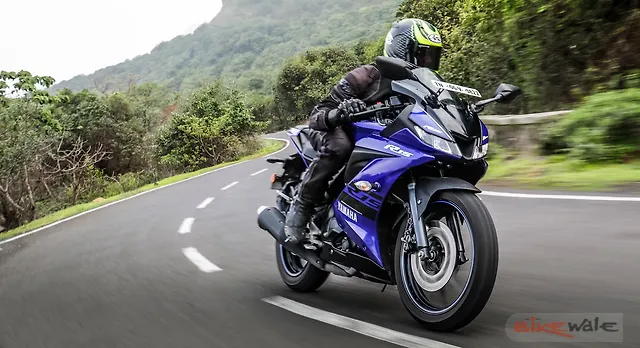 Yamaha YZF-R15 V3.0 First Ride Review - BikeWale
