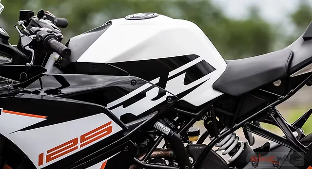 KTM RC 125 First Ride Review - BikeWale