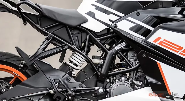 KTM RC 125 First Ride Review - BikeWale