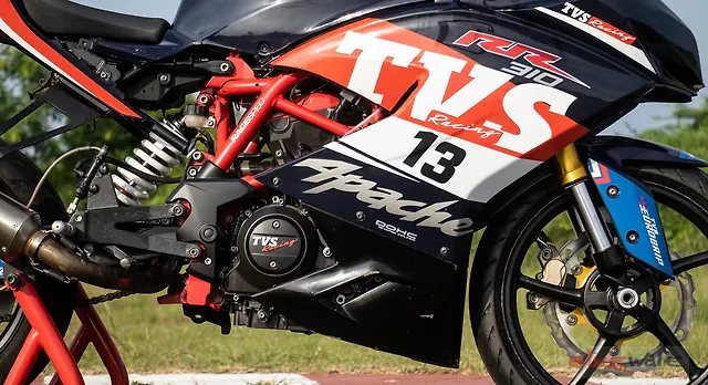 TVS Apache RR 310 Race Bike Review: BikeWale Trackday 2021 - BikeWale