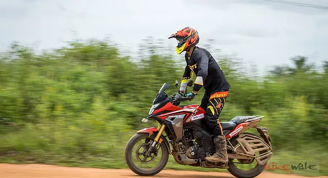 Apollo Tramplr XR, Tramplr ST Tyres: First Ride Review - BikeWale
