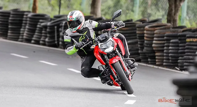 2020 TVS Apache RTR 160 4V BS6: First Ride Review - BikeWale