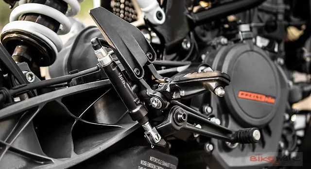 2020 KTM 200 Duke BS6 First Ride Review - BikeWale