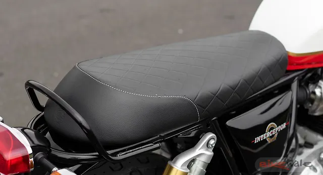 Royal Enfield Interceptor 650 BS6: First Ride Review - BikeWale