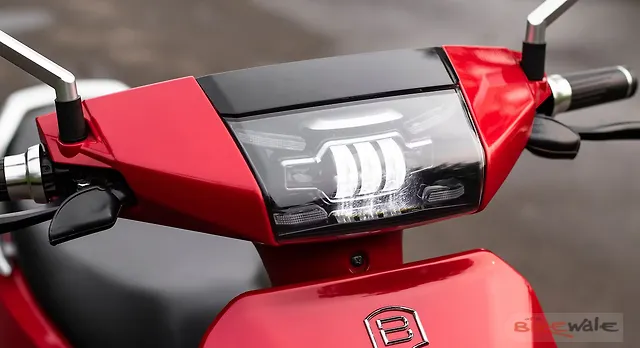 BGauss B8 electric scooter: First Ride Review - BikeWale