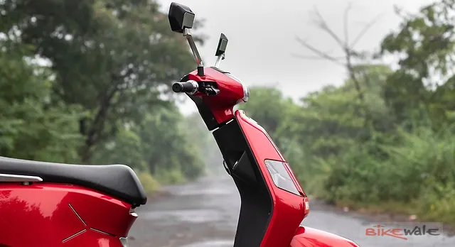BGauss B8 electric scooter: First Ride Review - BikeWale