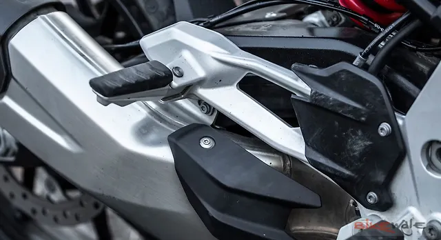 BMW F 900 XR: First Ride Review - BikeWale