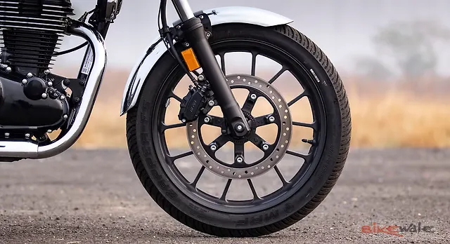 Honda CB350: Road Test Review - BikeWale
