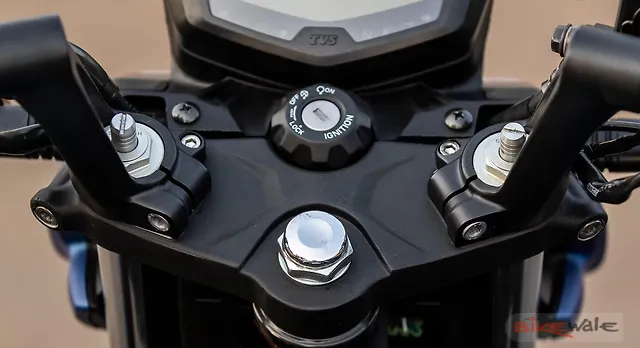 2021 TVS Apache RTR 200 4V: Road Test Review - BikeWale