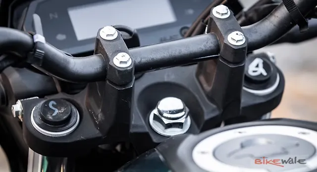 2021 Yamaha FZ-S 25 : Roadtest Review - BikeWale