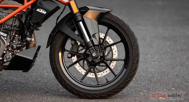2021 KTM 125 Duke: First Ride Review - BikeWale