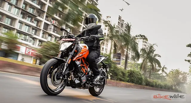 2021 KTM 125 Duke: First Ride Review - BikeWale