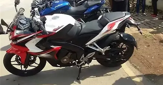 Bajaj Pulsar SS200 may get low-cost ABS - BikeWale