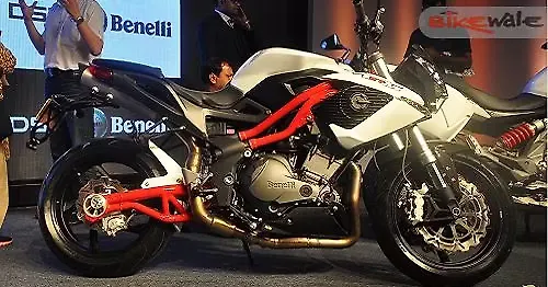 Benelli TNT 899 Picture Gallery - BikeWale