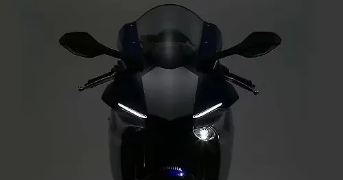 2015 Yamaha R1 Picture Gallery - BikeWale