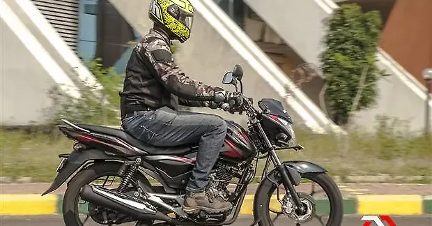 Bajaj Discover 100 M Review - BikeWale