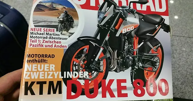 KTM Duke 800 spied testing for the first time - BikeWale