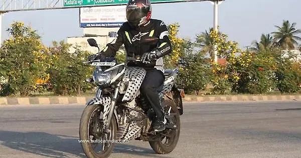 New TVS Apache 200 spied in production ready form - BikeWale