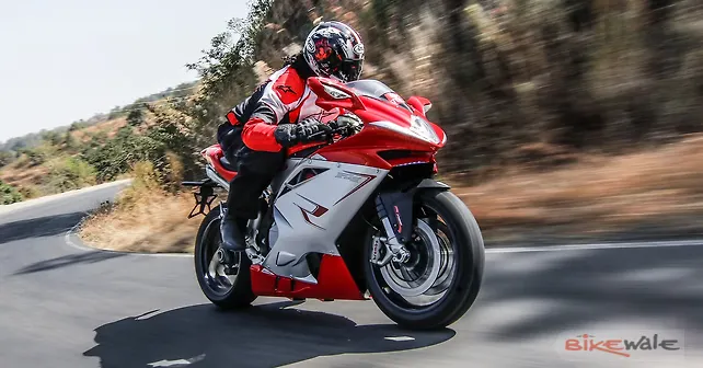 MV Agusta F4R First Ride Review - BikeWale