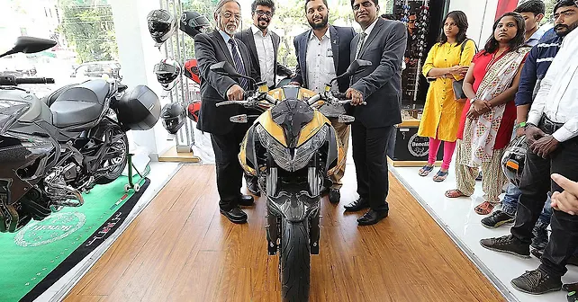 Benelli opens new showroom in Chennai - BikeWale