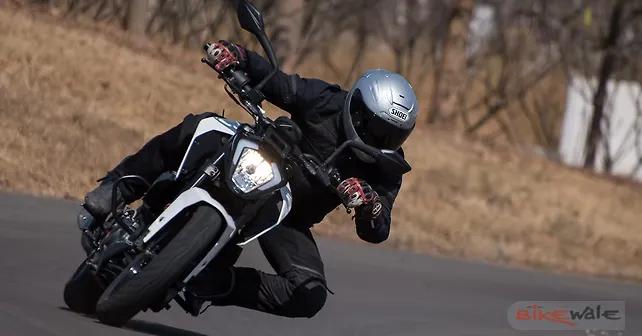 2017 KTM 250 Duke : Track Ride Review - BikeWale