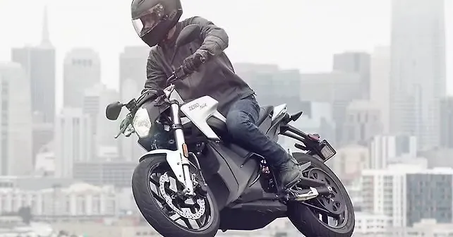 Zero Motorcycles unveils its 2018 range - BikeWale