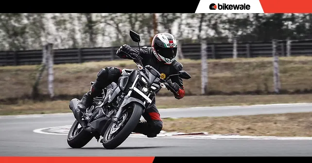 Yamaha MT-15 buyers to receive free jacket or helmet - BikeWale