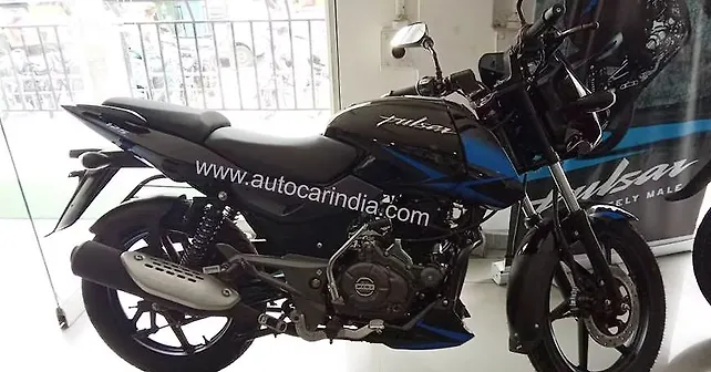 Bajaj Pulsar 125 Split-Seat pricing revealed! - BikeWale