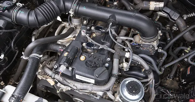 Toyota Fortuner Photo, Engine Bay Image - CarWale